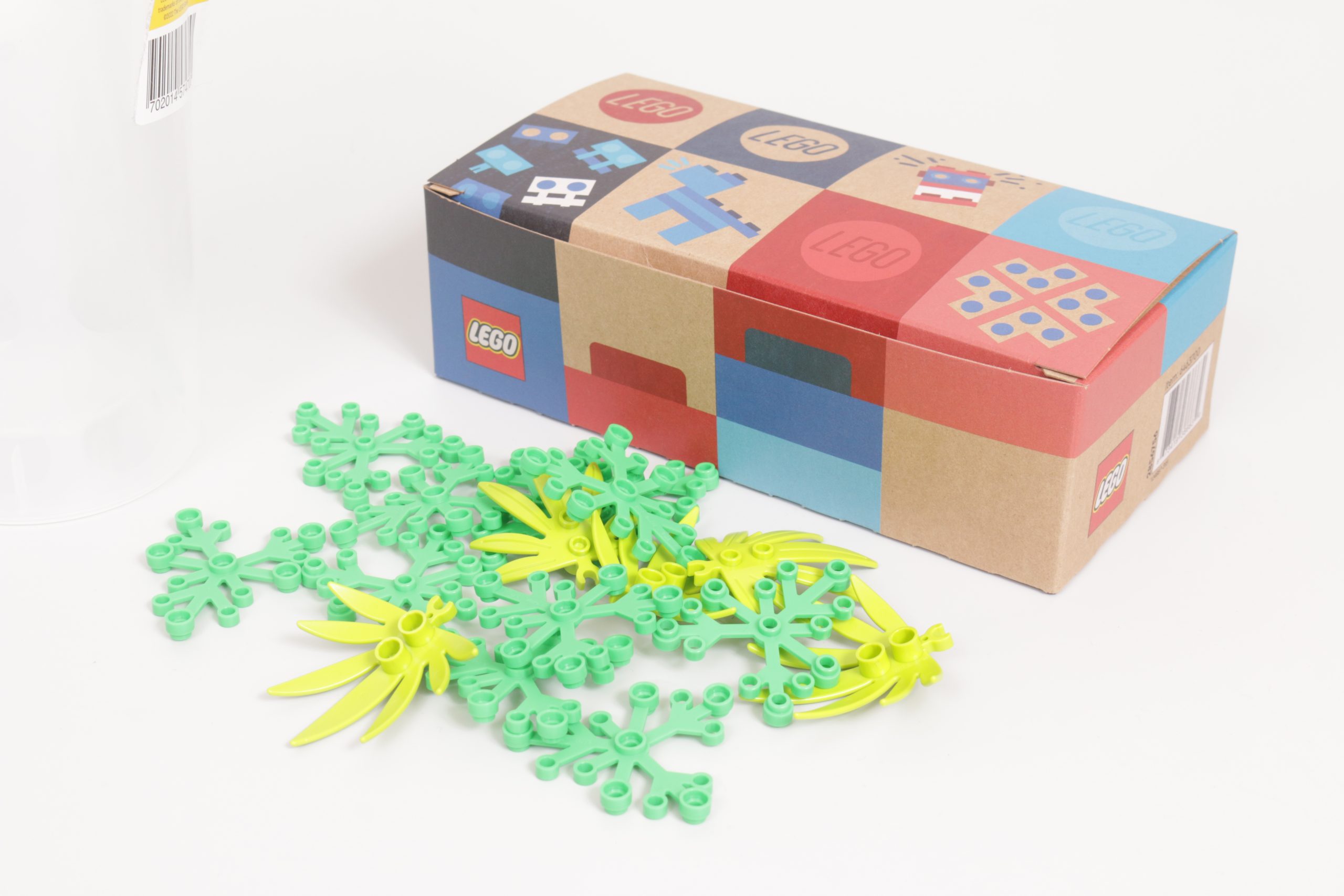 Closer look at LEGO’s new Pick-a-Brick packaging