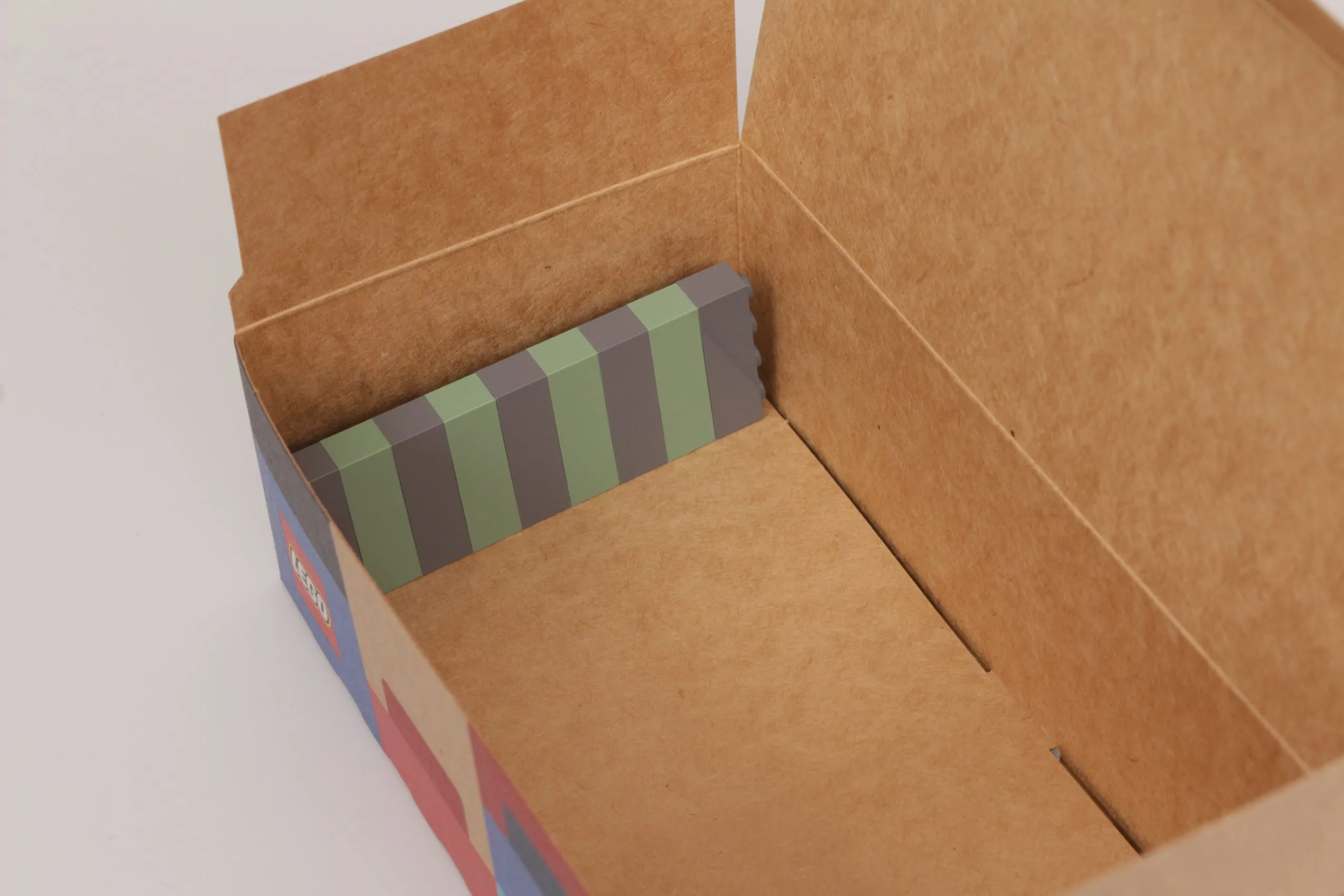 Closer look at LEGO’s new Pick-a-Brick packaging