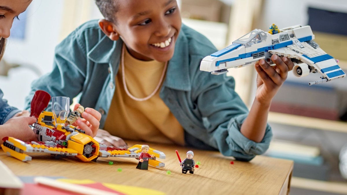 There’s only one new ship in the LEGO Star Wars Ahsoka sets