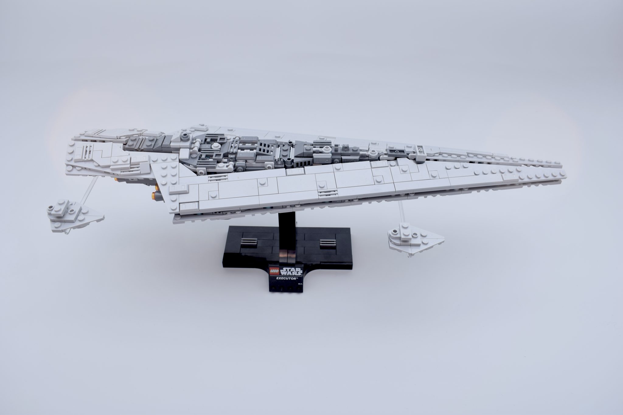 LEGO Star Wars 75356 Executor Super Star Destroyer review