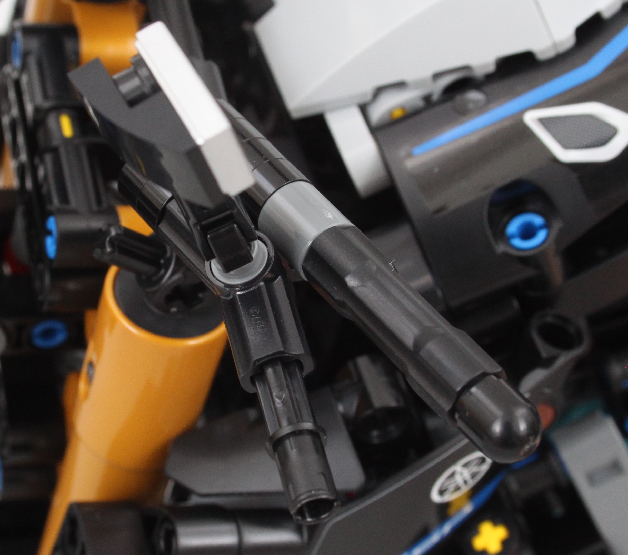 LEGO Technic 42159 Yamaha MT-10 SP review