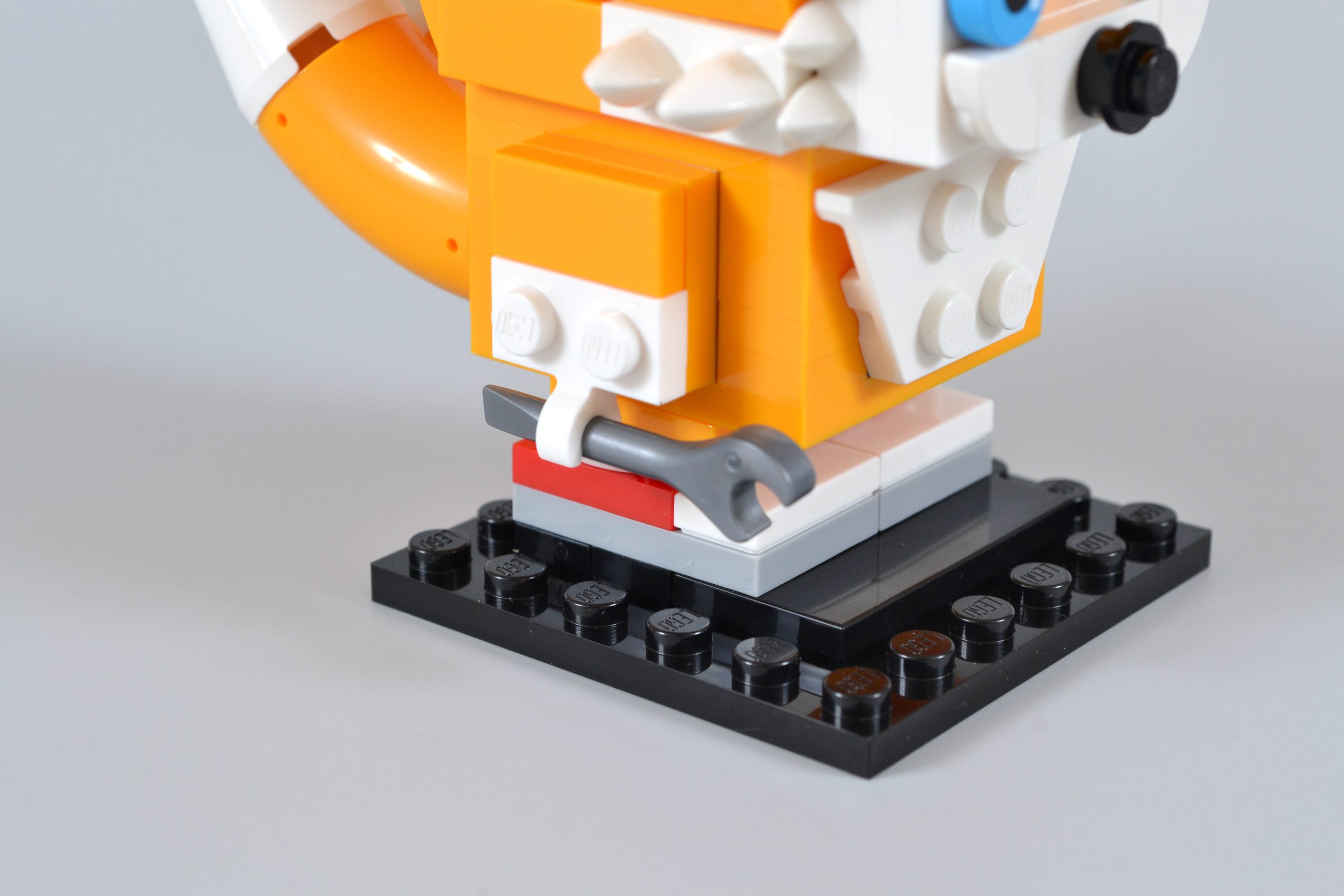 LEGO BrickHeadz 40628 Miles “Tails” Prower review