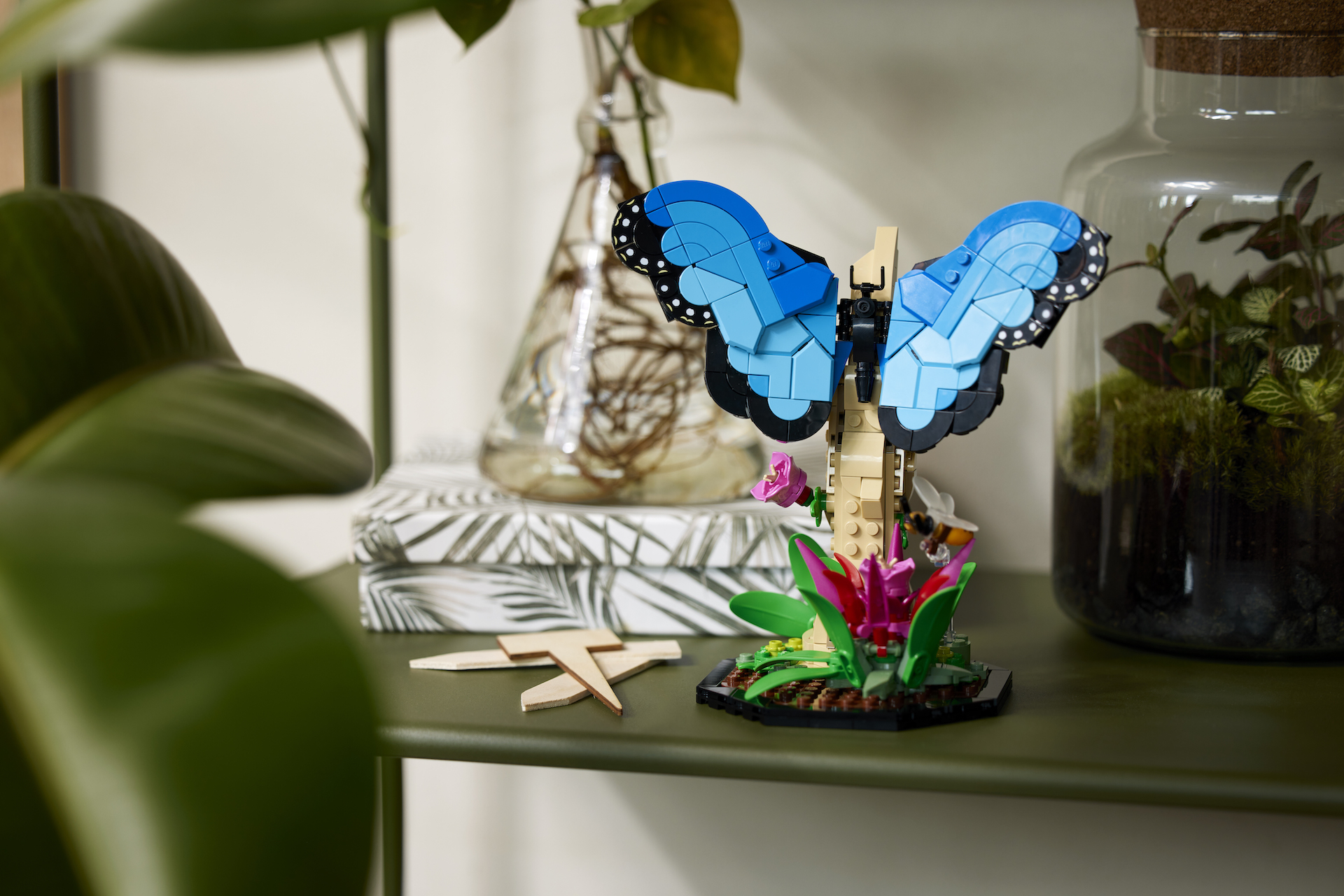 LEGO Ideas 21342 The Insect Collection revealed