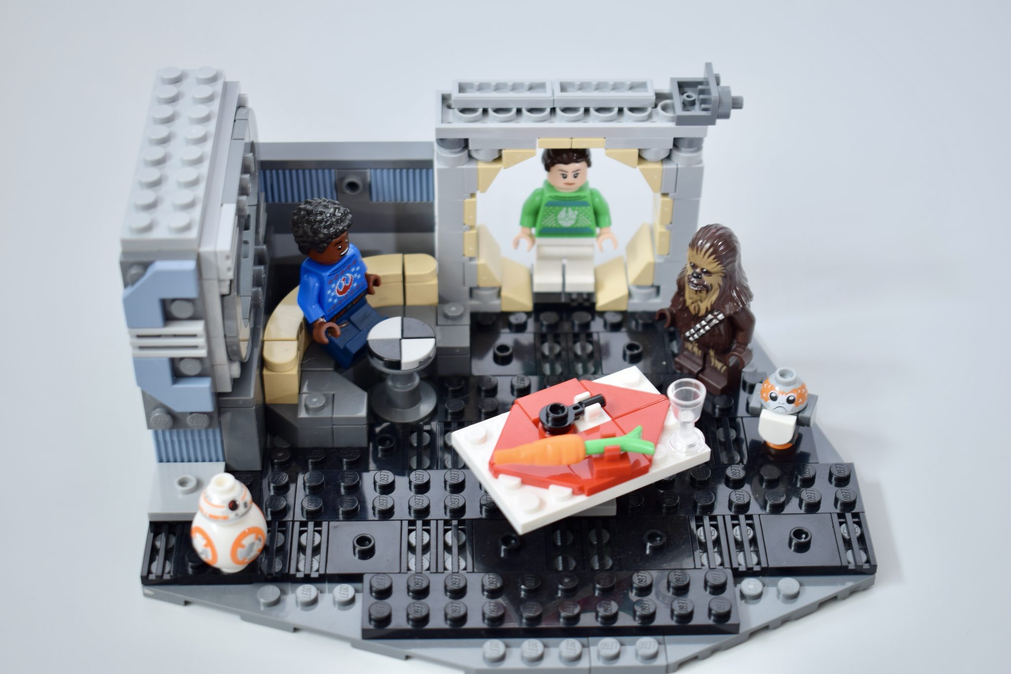 LEGO Star Wars 40658 Millennium Falcon Holiday Diorama review
