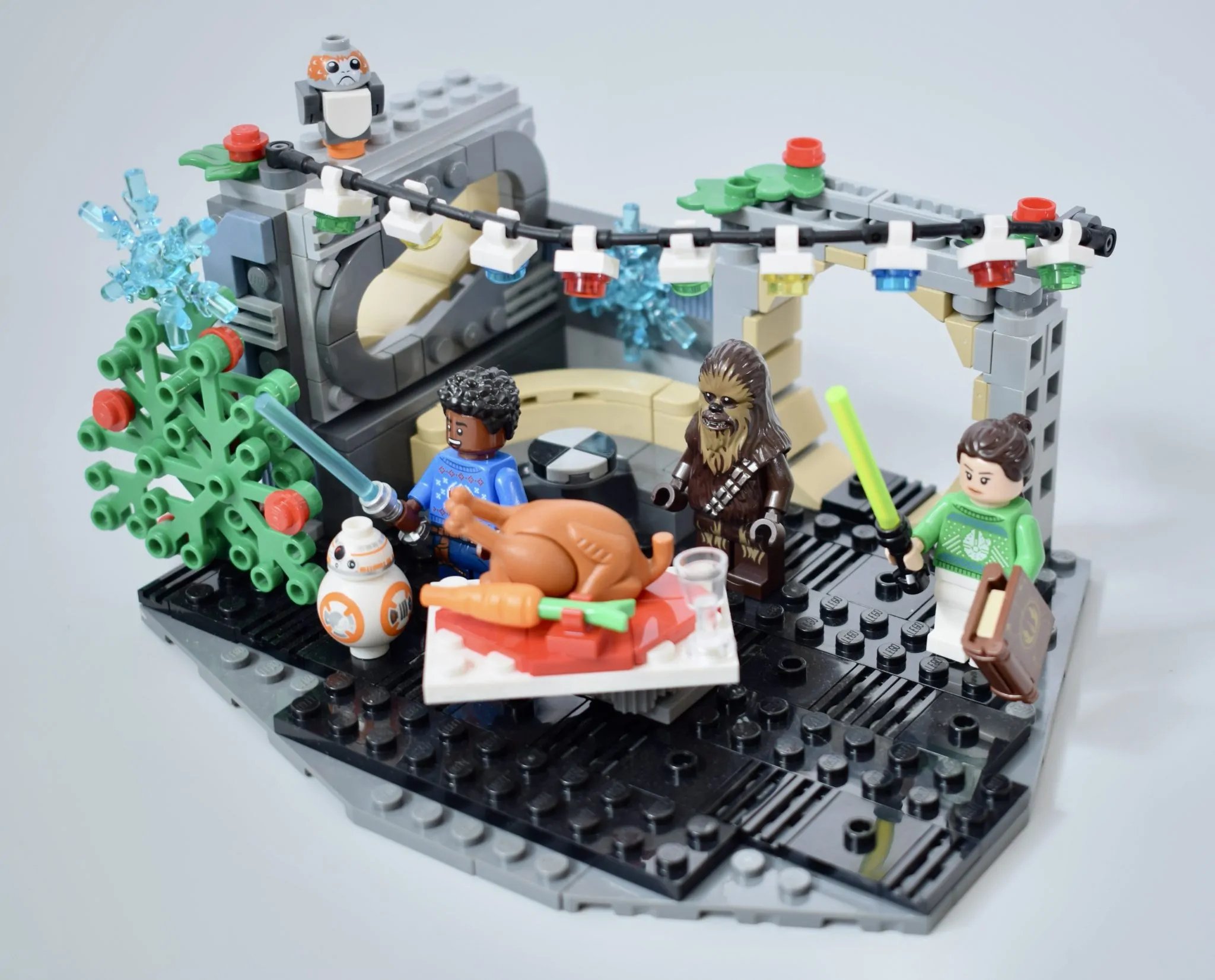 LEGO Star Wars 40658 Millennium Falcon Holiday Diorama review
