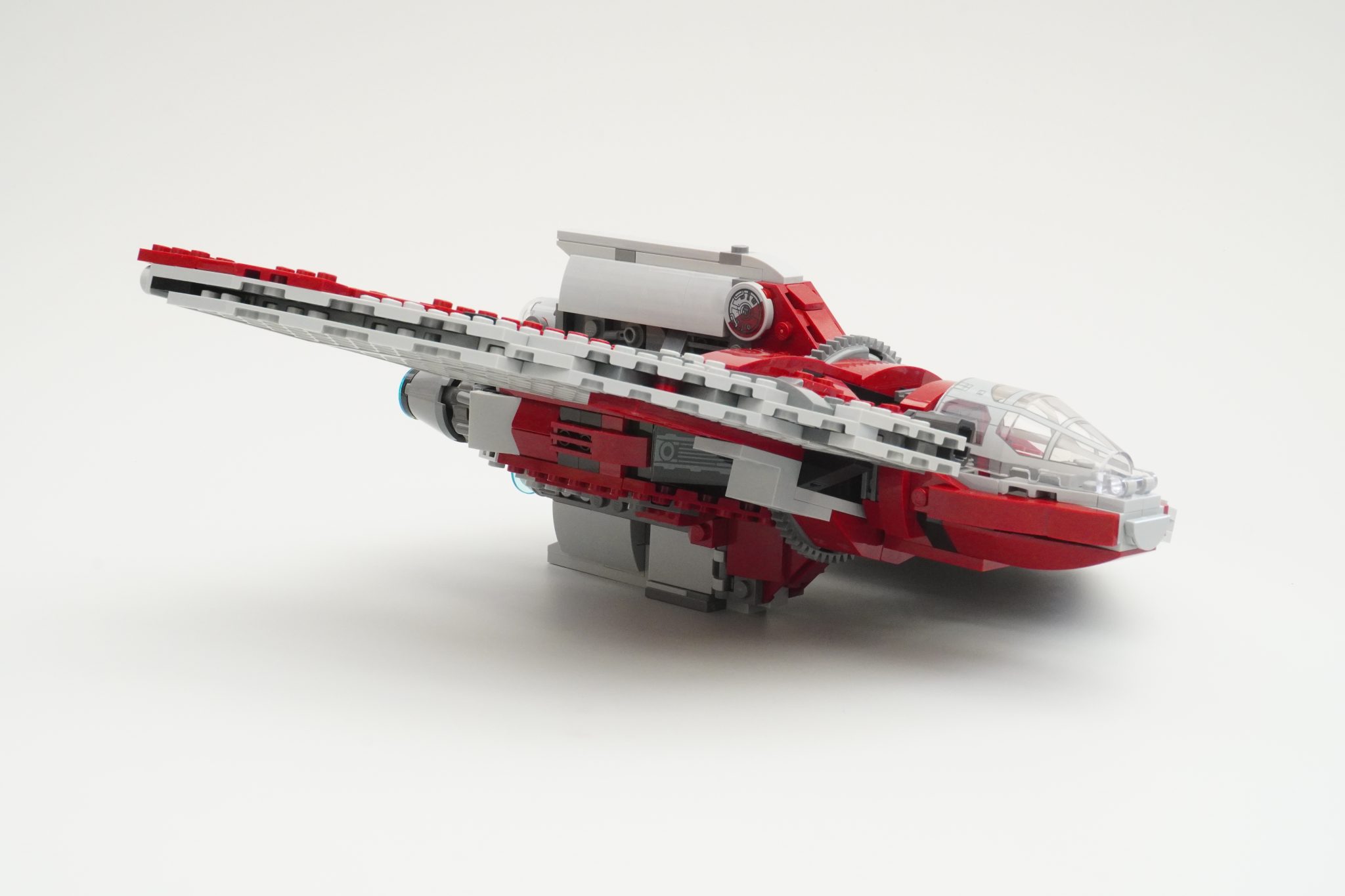 LEGO Star Wars 75362 Ahsoka Tano's T-6 Jedi Shuttle review