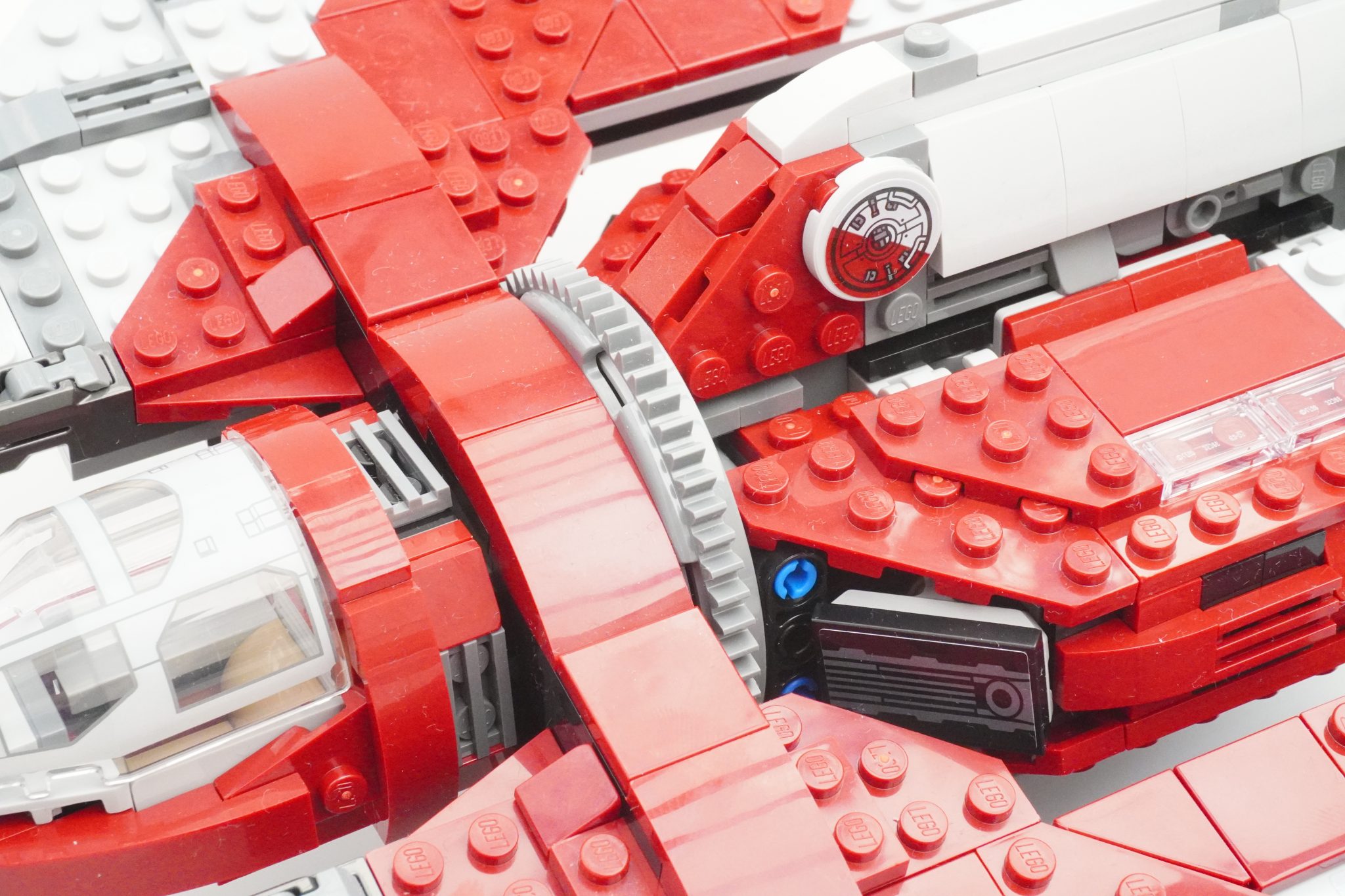 LEGO Star Wars 75362 Ahsoka Tano's T-6 Jedi Shuttle review