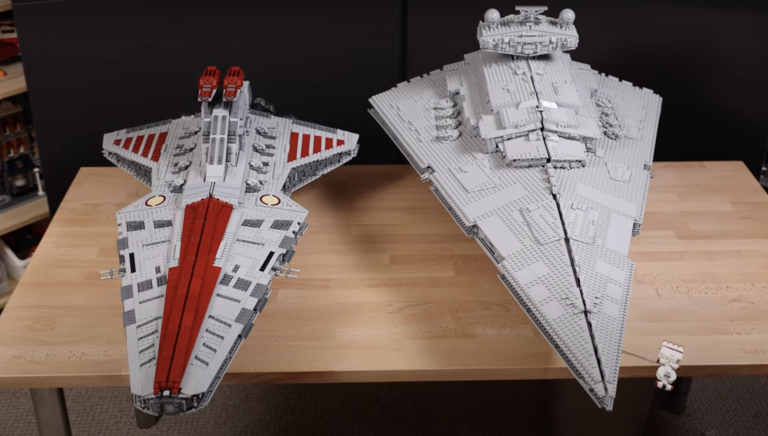 Compare LEGO Star Wars UCS Venator to UCS Imperial Star Destroyer – and ...