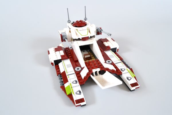 Don't miss the purple clones in 75342 Republic Fighter Tank