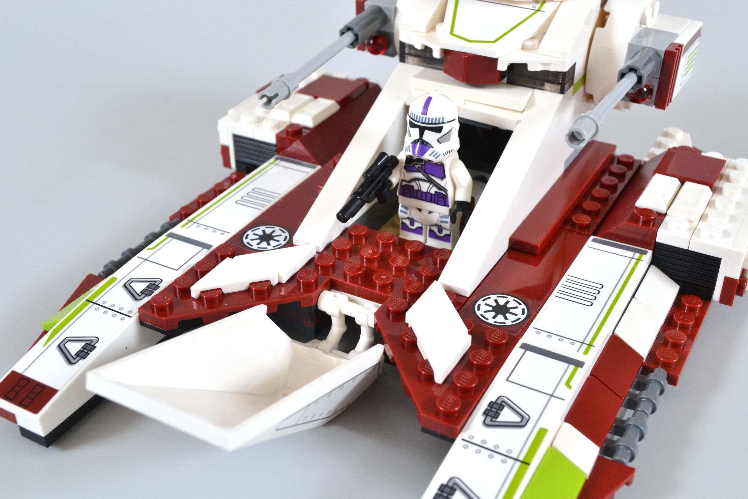 Don't miss the purple clones in 75342 Republic Fighter Tank