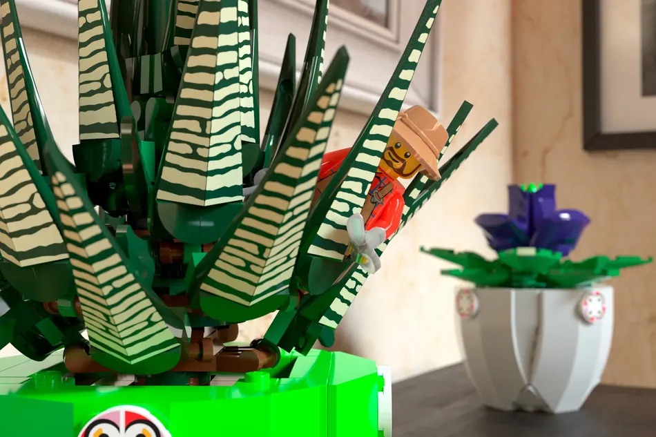 Prolific LEGO Ideas fan designer gets first entry to current review stage