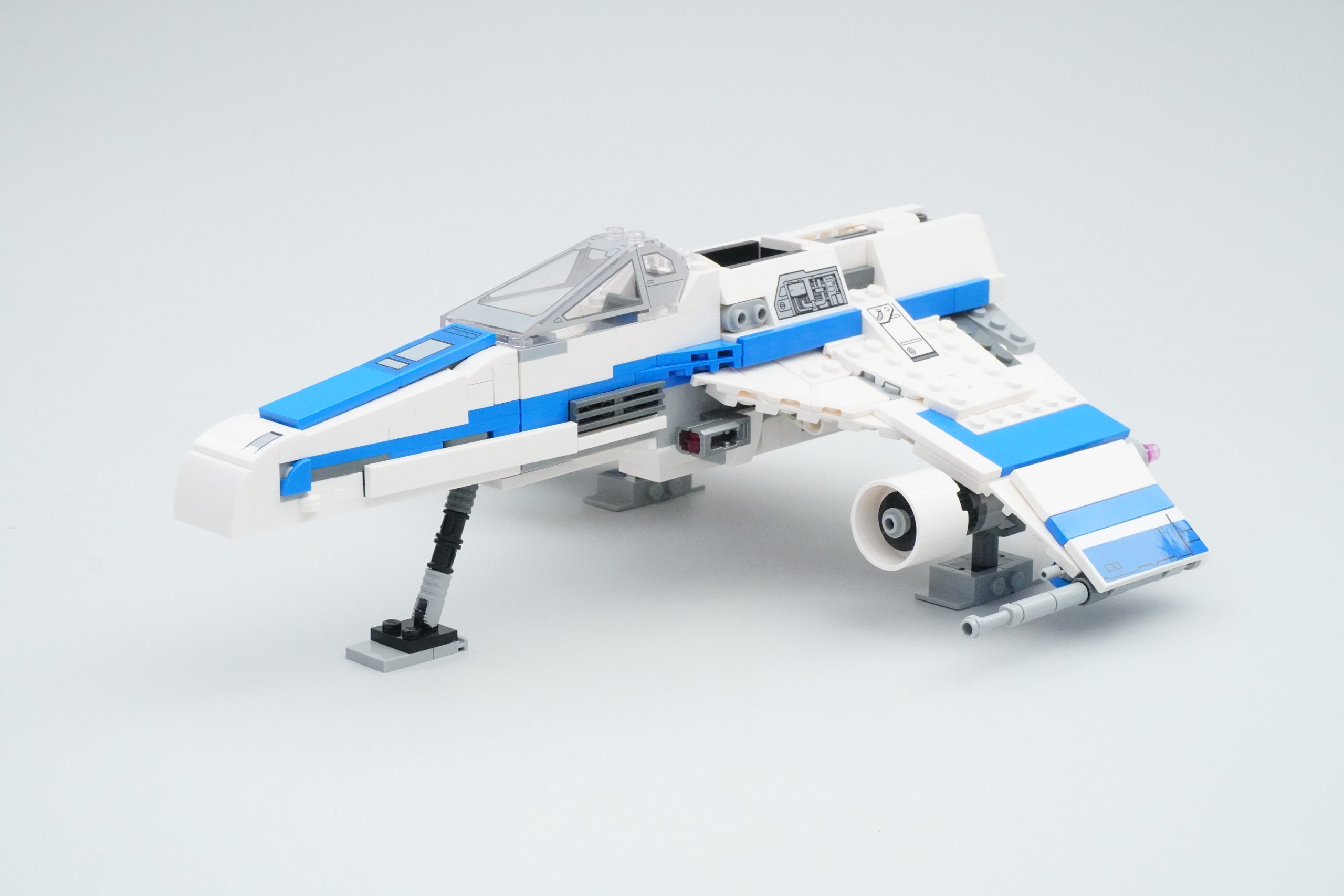 LEGO Star Wars 75364 New Republic E-wing vs. Shin Hati’s Starfighter review