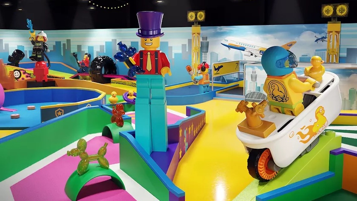 World's first official LEGO mini-golf course opens at LEGOLAND Windsor