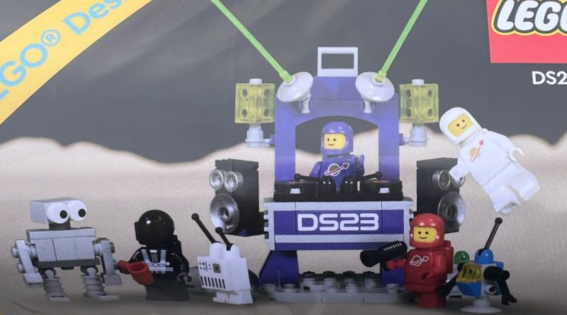 LEGO Design Seminar 2023's exclusive set features rare minifigure