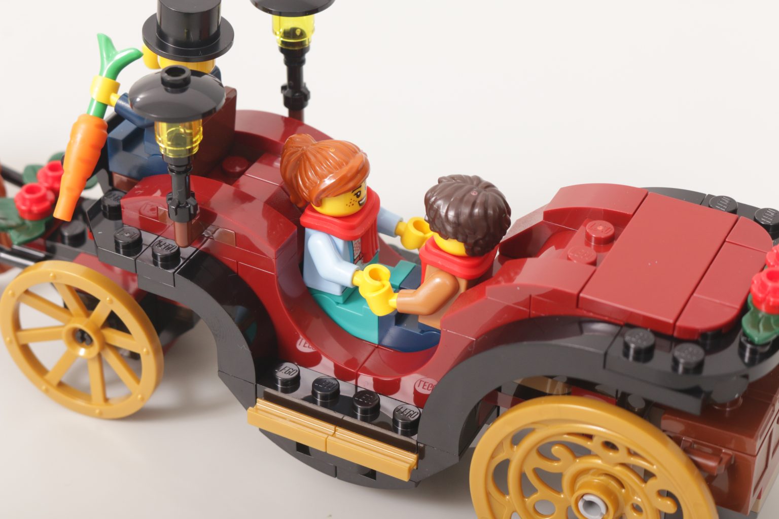 LEGO 40603 Wintertime Carriage Ride gift-with-purchase review
