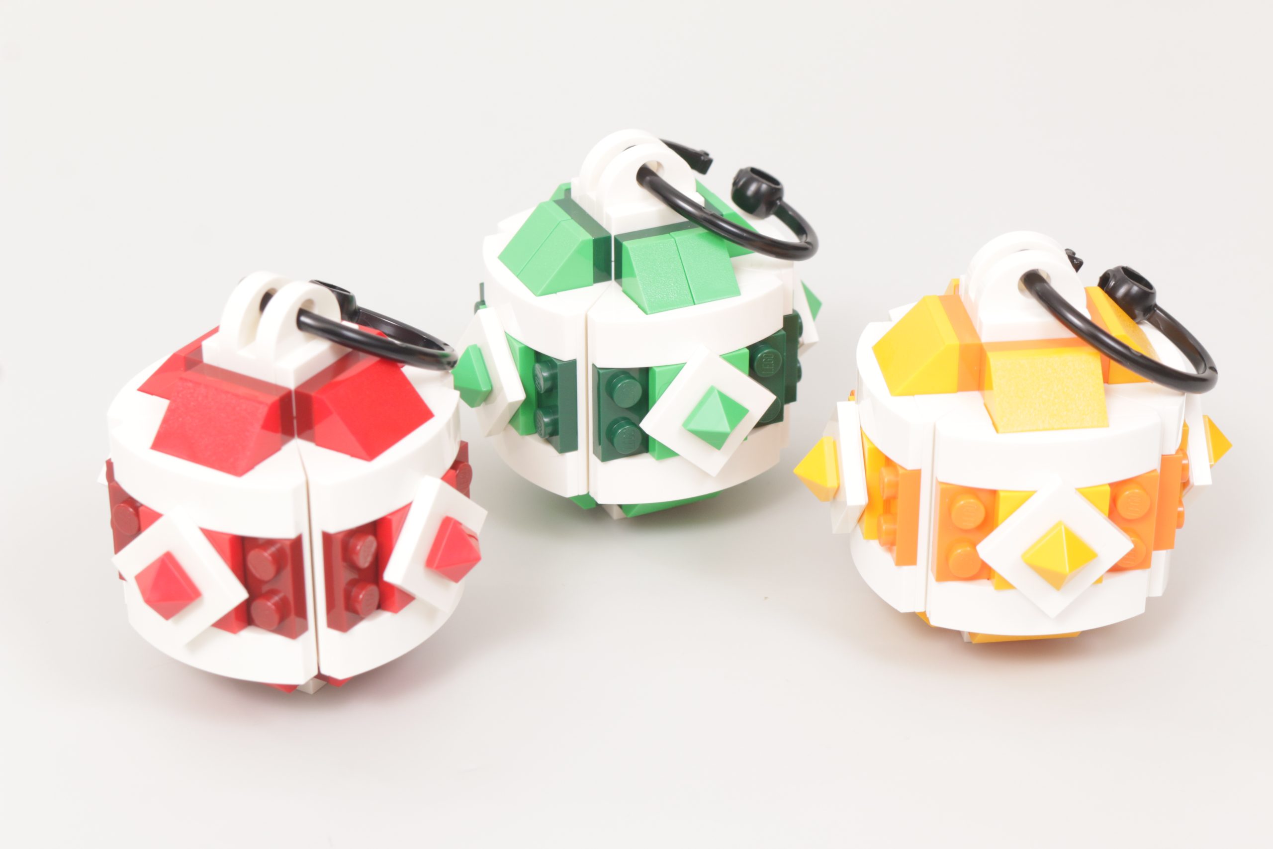 LEGO 40604 Christmas Decor Set gift-with purchase review