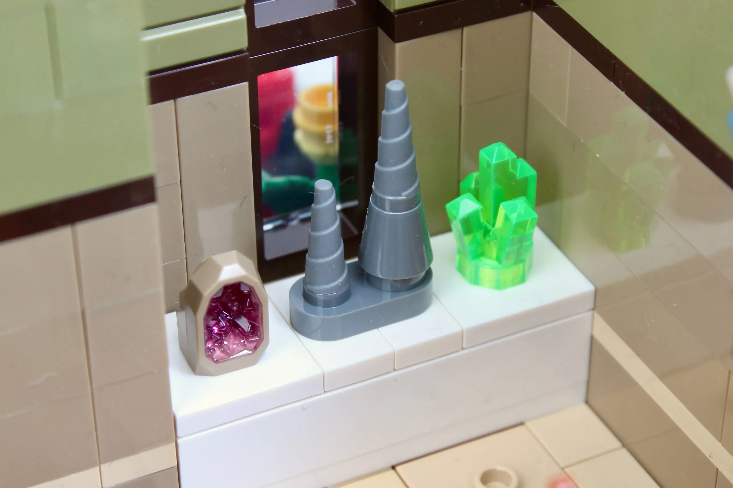 Every exhibit in LEGO Icons 10326 Natural History Museum