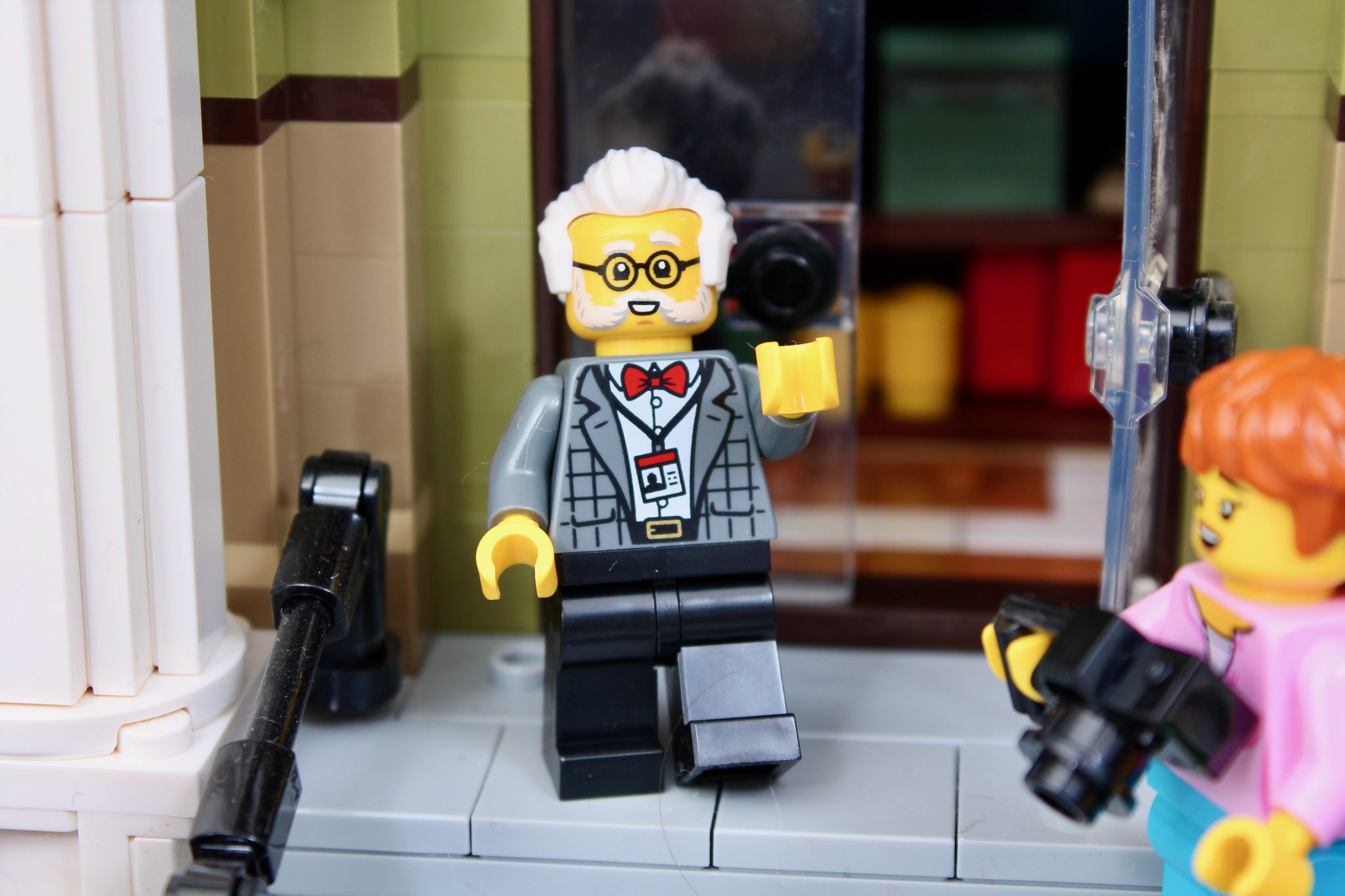 LEGO Icons 10326 Natural History Museum review