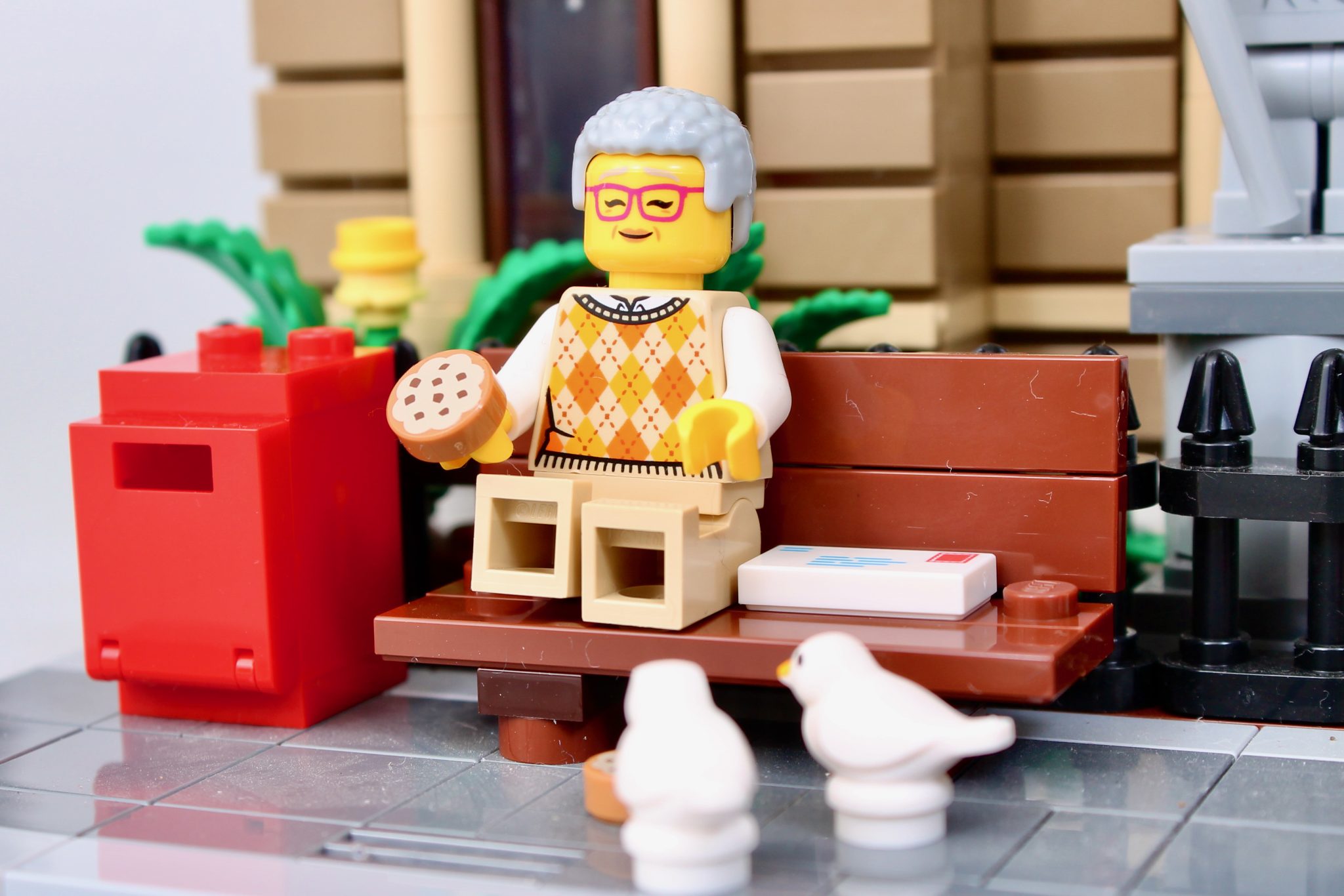 LEGO Icons 10326 Natural History Museum review