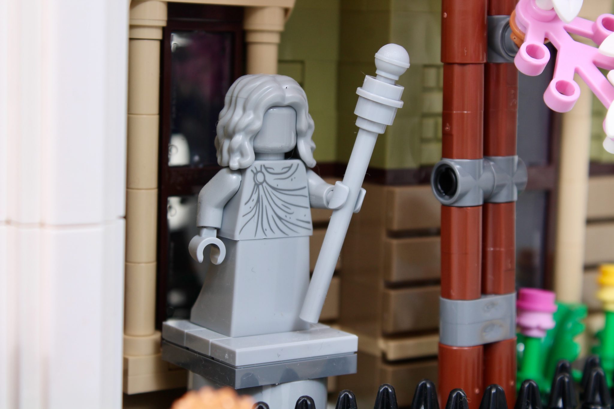 LEGO Icons 10326 Natural History Museum review