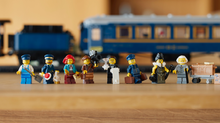 LEGO Ideas 21344 Orient Express visual tour and gallery