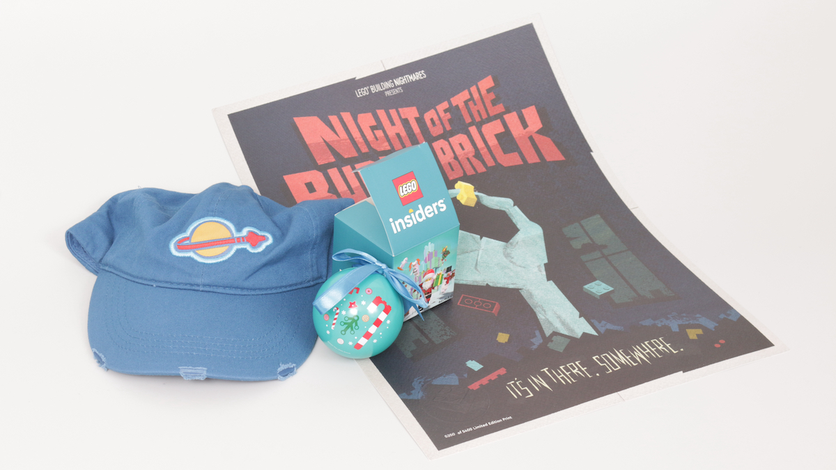 A hat, a poster and a bauble – reviewing some LEGO Insiders rewards
