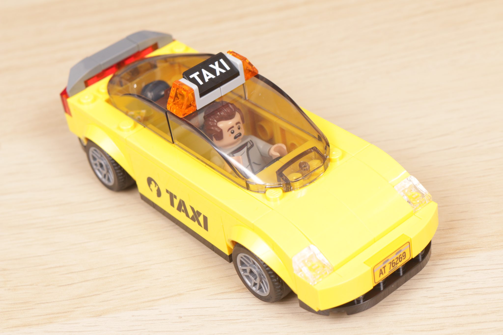 LEGO Marvel 5008076 Taxi gift-with-purchase review