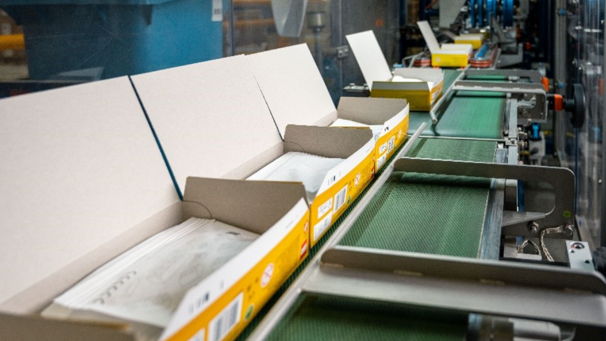 LEGO paper bags rolling out in more sets in Europe and Asia