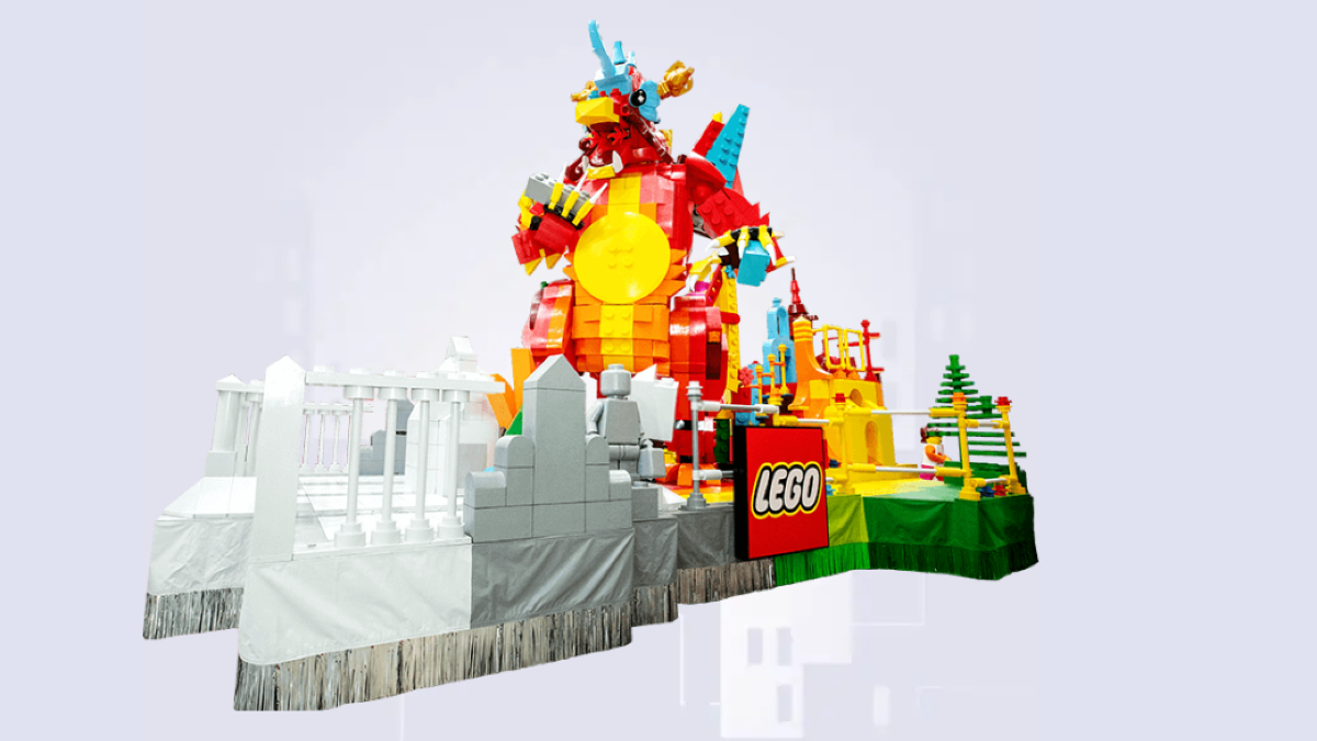 LEGO Brick-Changer float at Macy’s Thanksgiving Day Parade