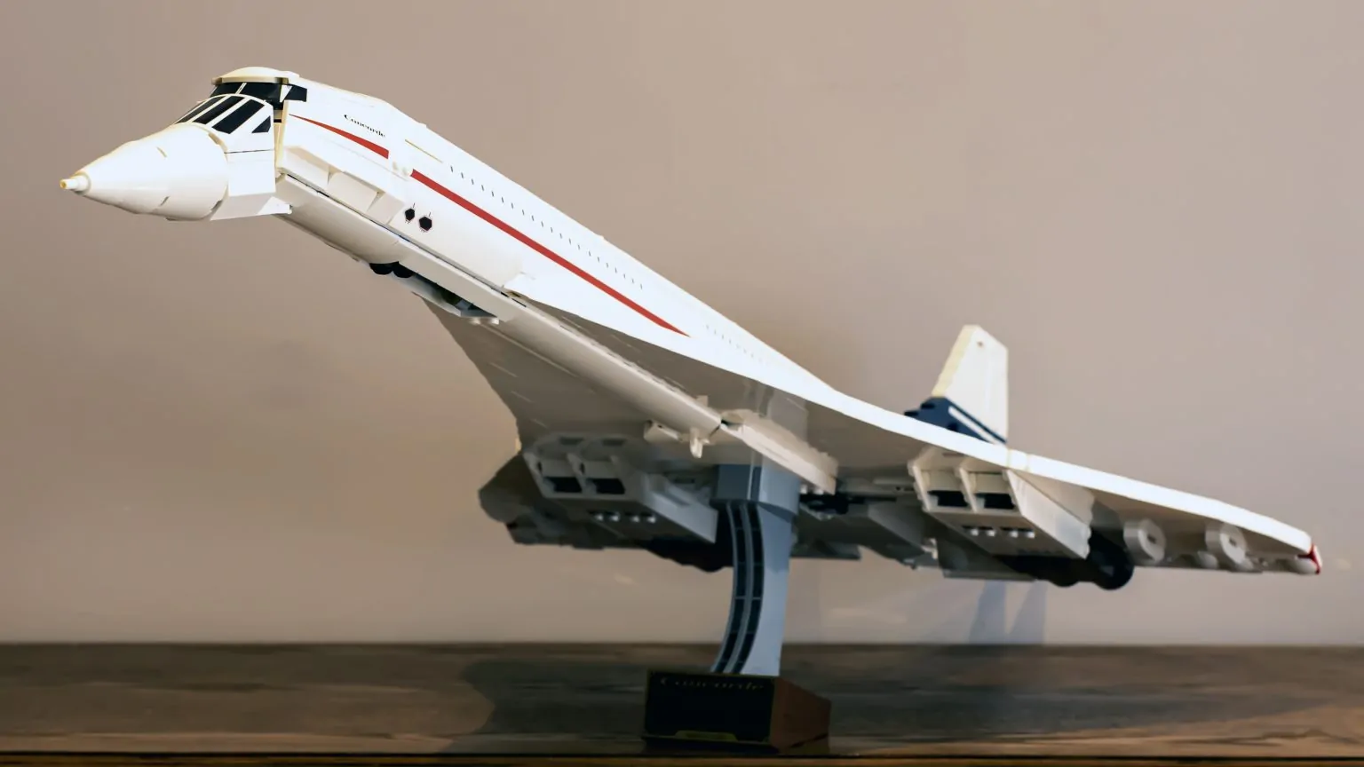 LEGO Icons 10318 Concorde review
