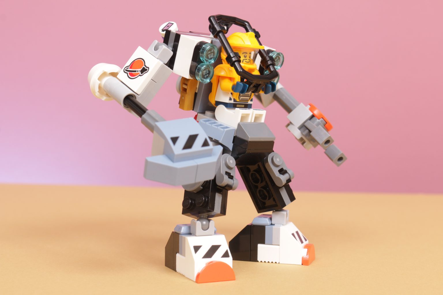 LEGO City 60428 Space Construction Mech review