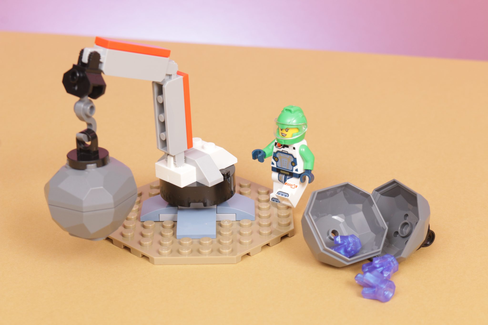 LEGO City 60429 Spaceship and Asteroid Discovery review
