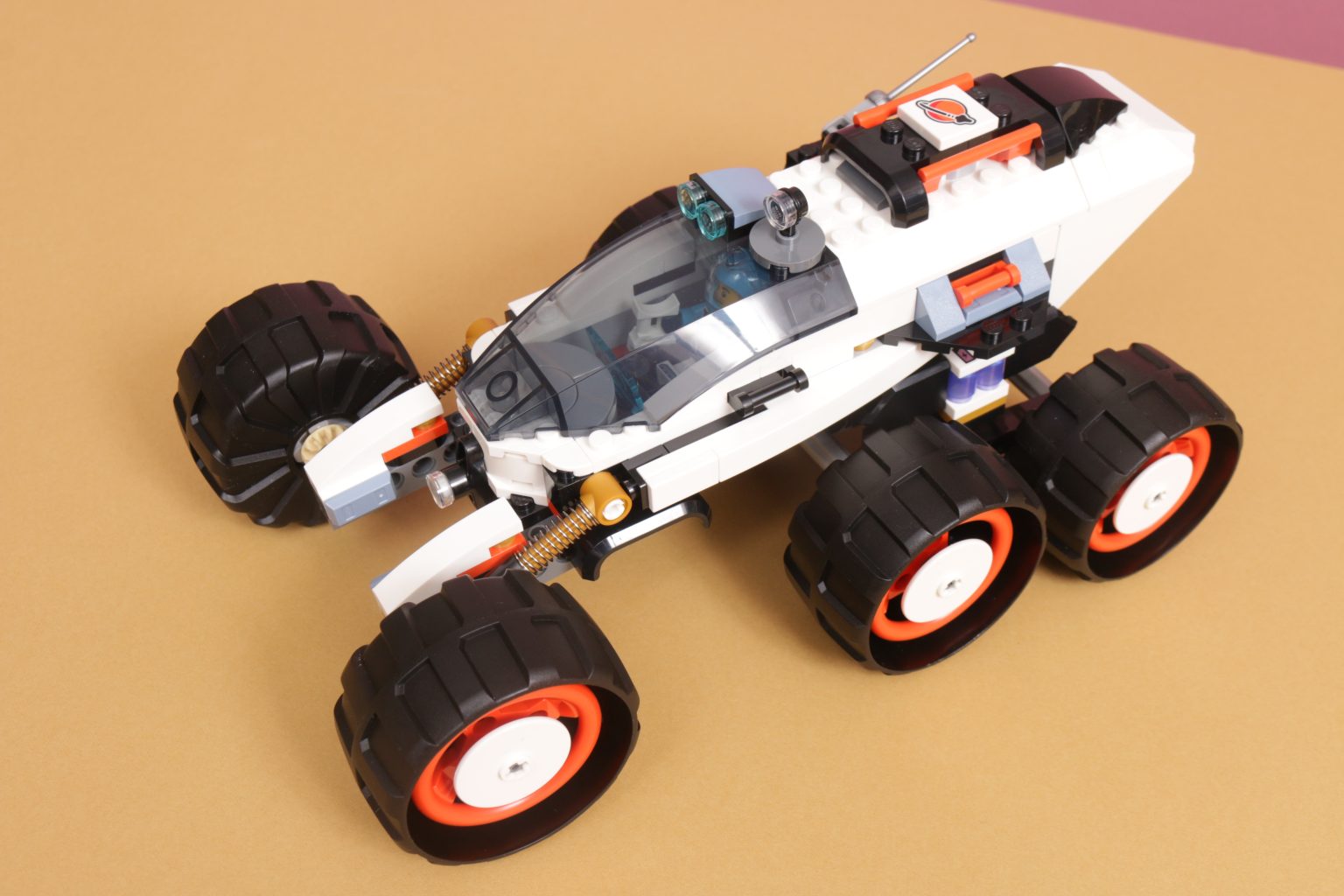 LEGO City 60431 Space Explorer Rover and Alien Life review