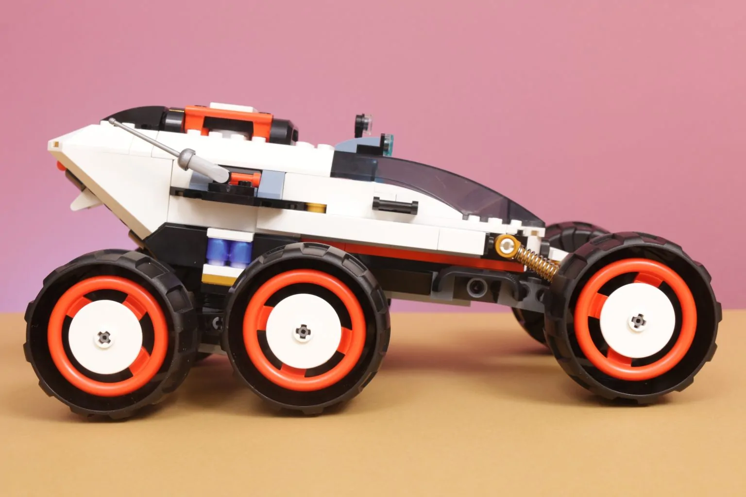 LEGO City 60431 Space Explorer Rover and Alien Life review