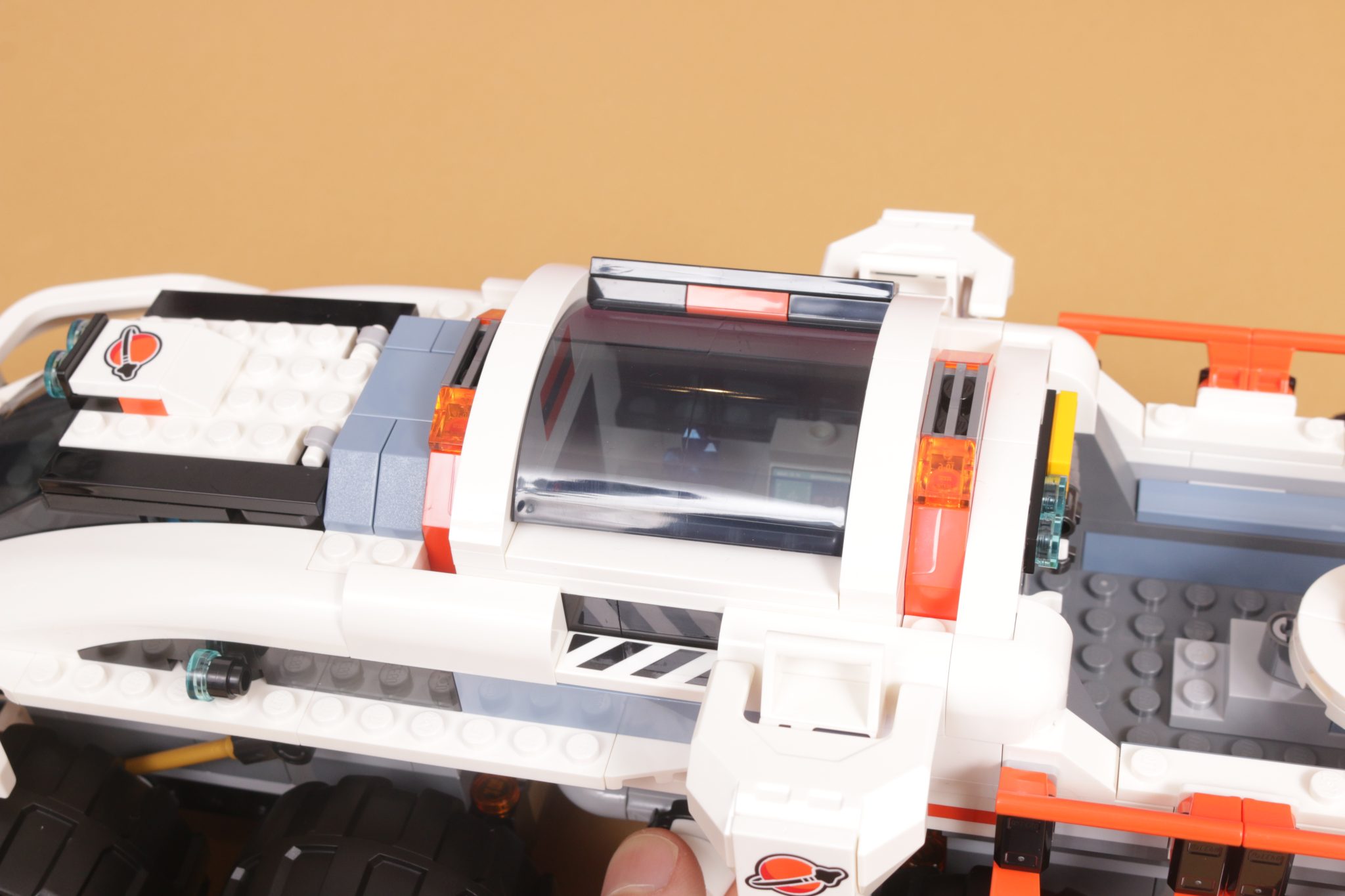 LEGO City 60432 Command Rover and Crane Loader review