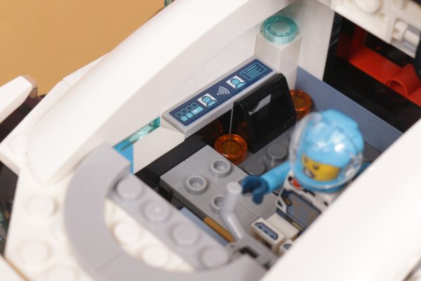 LEGO City 60432 Command Rover and Crane Loader review