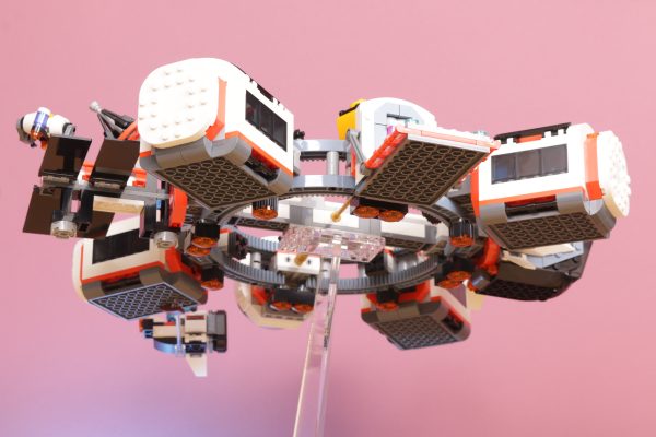 LEGO City 60433 Modular Space Station review