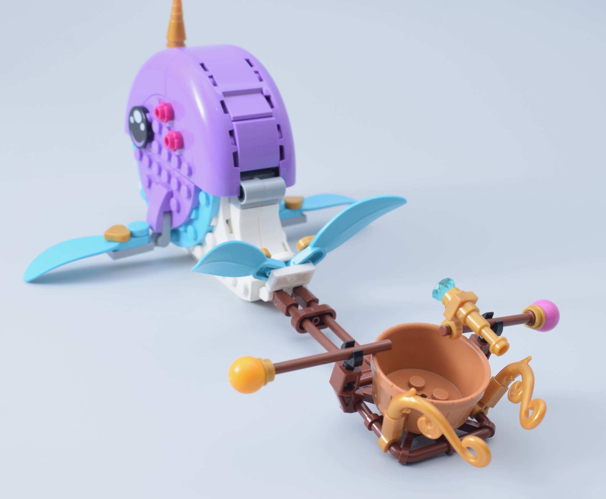 LEGO DREAMZzz 71472 Izzie's Narwhal Hot-Air Balloon review