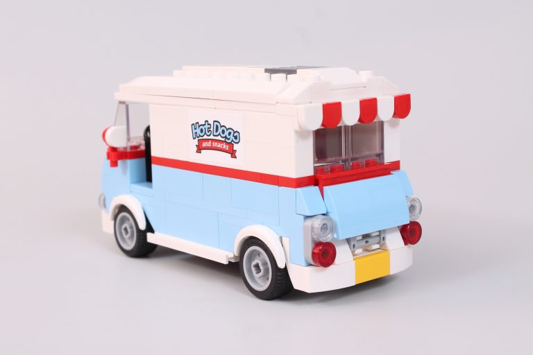 LEGO Icons 40681 Retro Food Truck GWP review