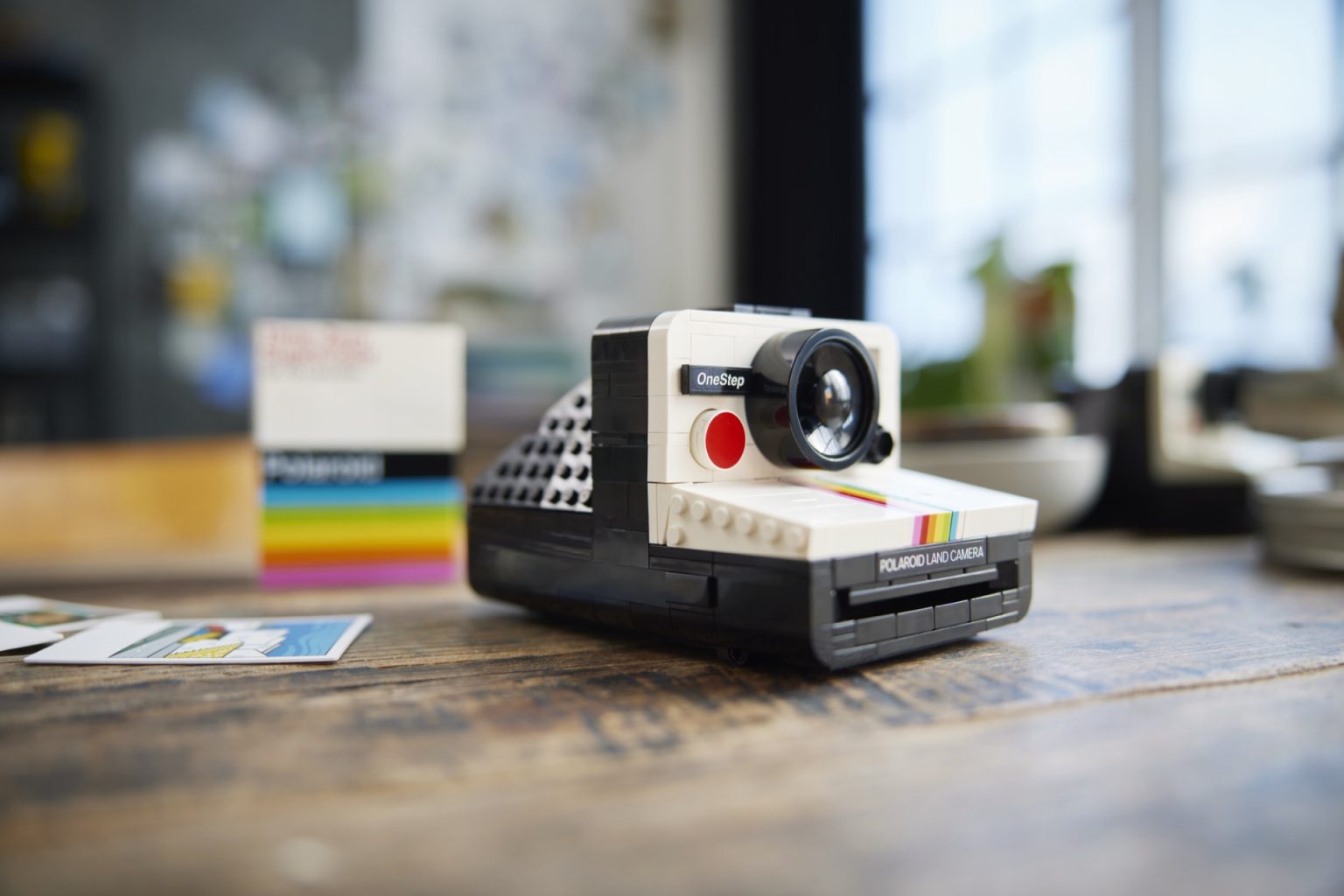 LEGO Ideas 21345 Polaroid OneStep SX-70 Camera officially revealed