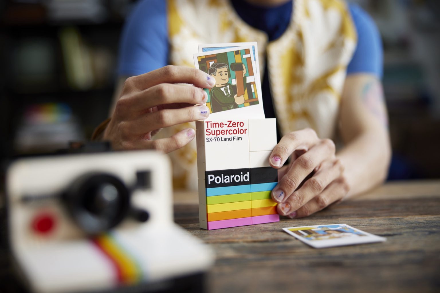 LEGO Ideas 21345 Polaroid OneStep SX-70 Camera officially revealed
