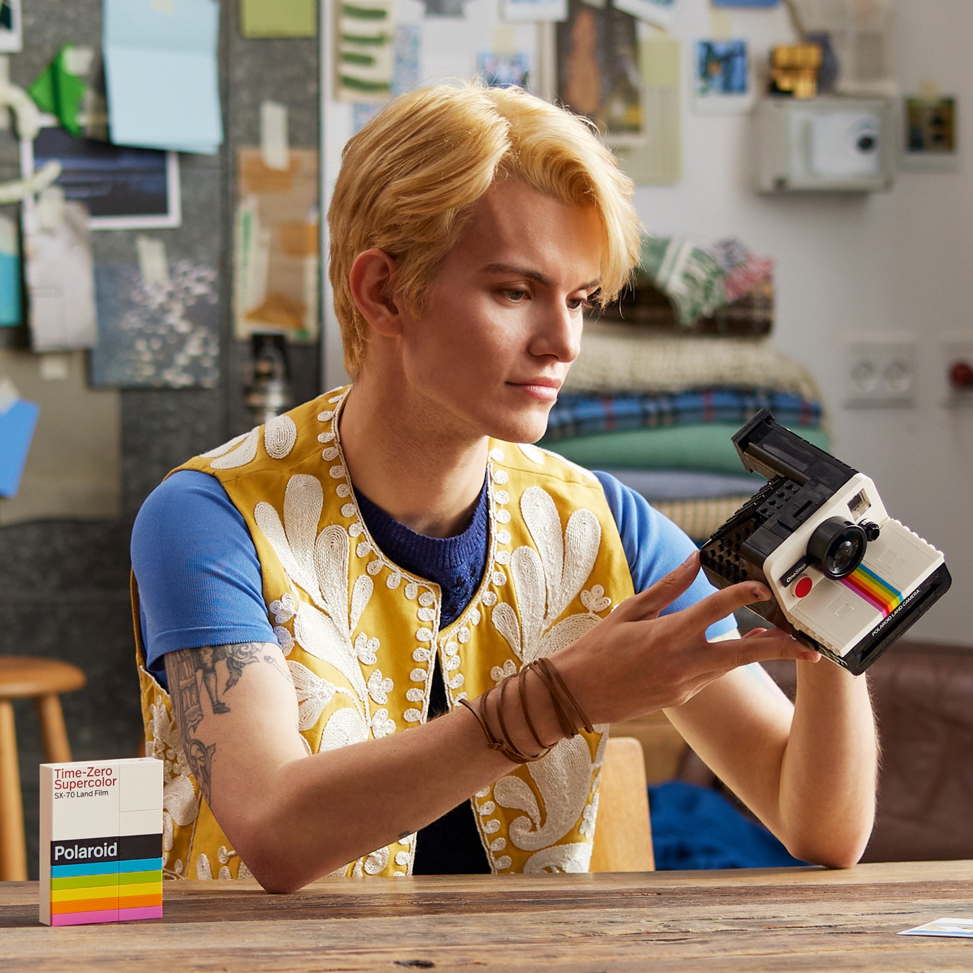 LEGO Ideas 21345 Polaroid OneStep SX-70 Camera officially revealed