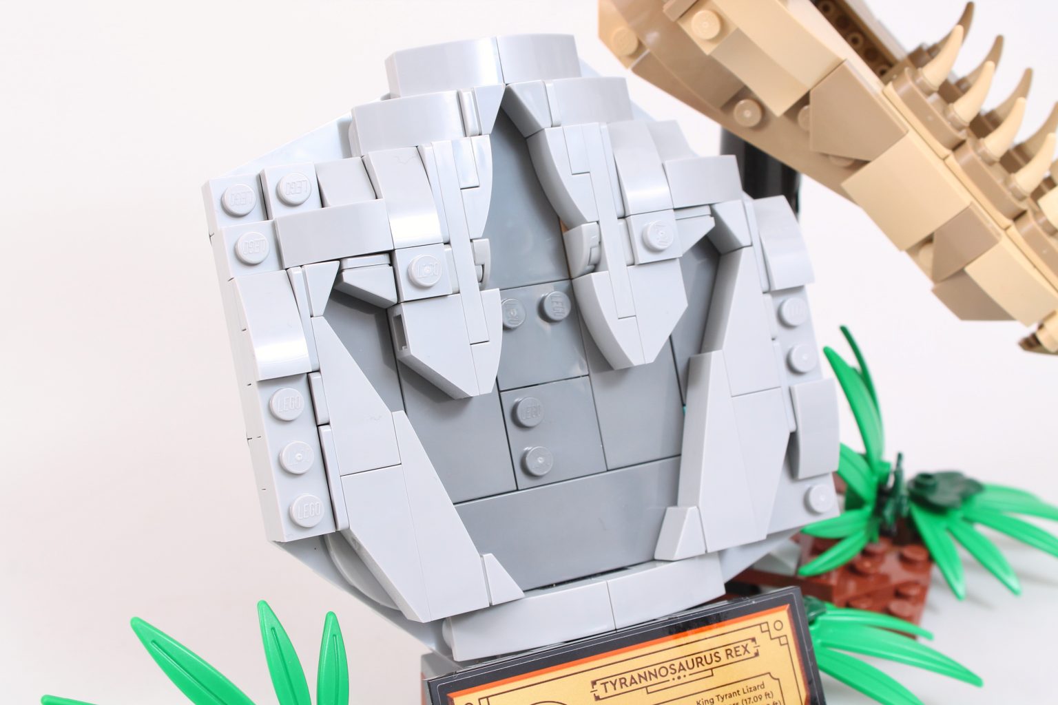 LEGO Jurassic 76964 Dinosaur Fossils: T. rex Skull review