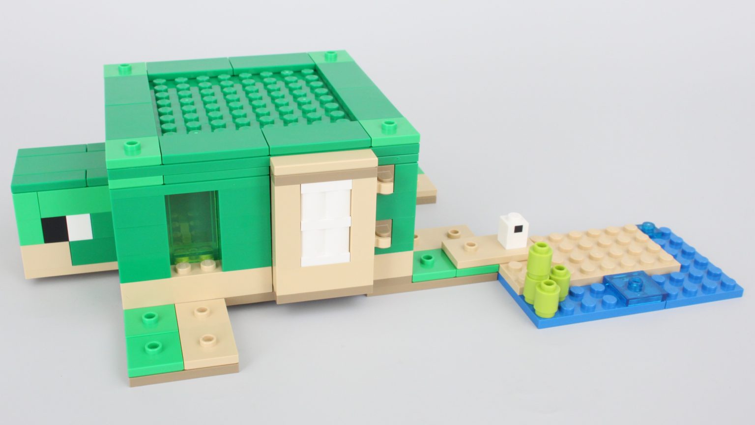 LEGO Minecraft 21254 The Turtle Beach House review