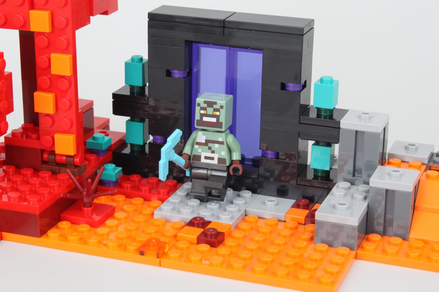 LEGO Minecraft 21255 The Nether Portal Ambush review