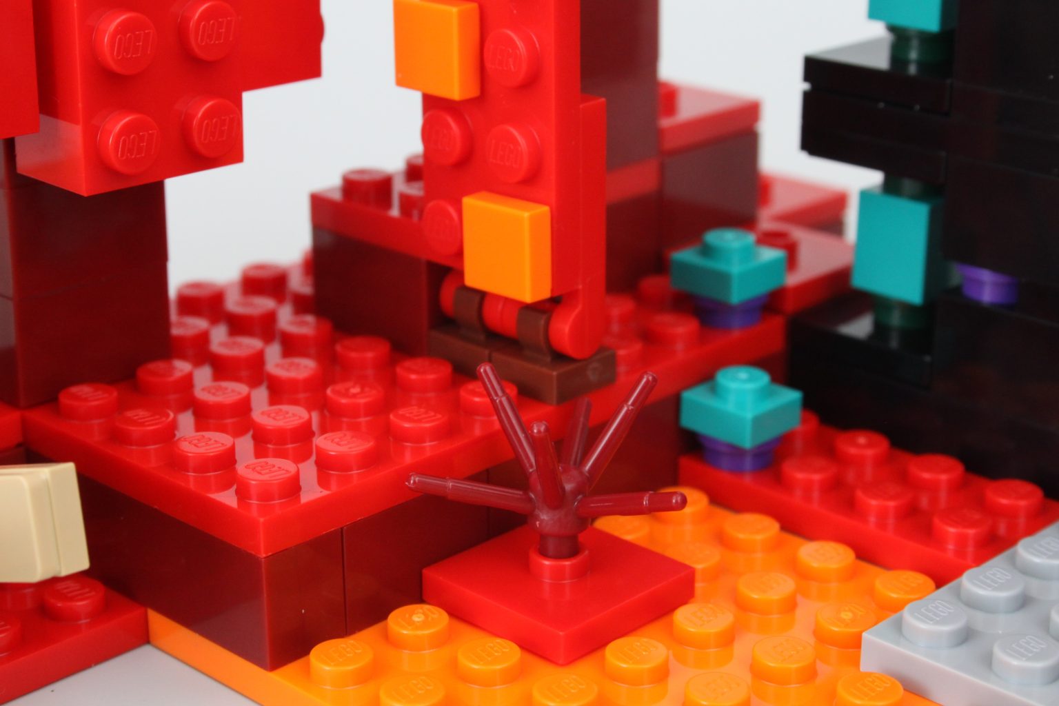 LEGO Minecraft 21255 The Nether Portal Ambush review