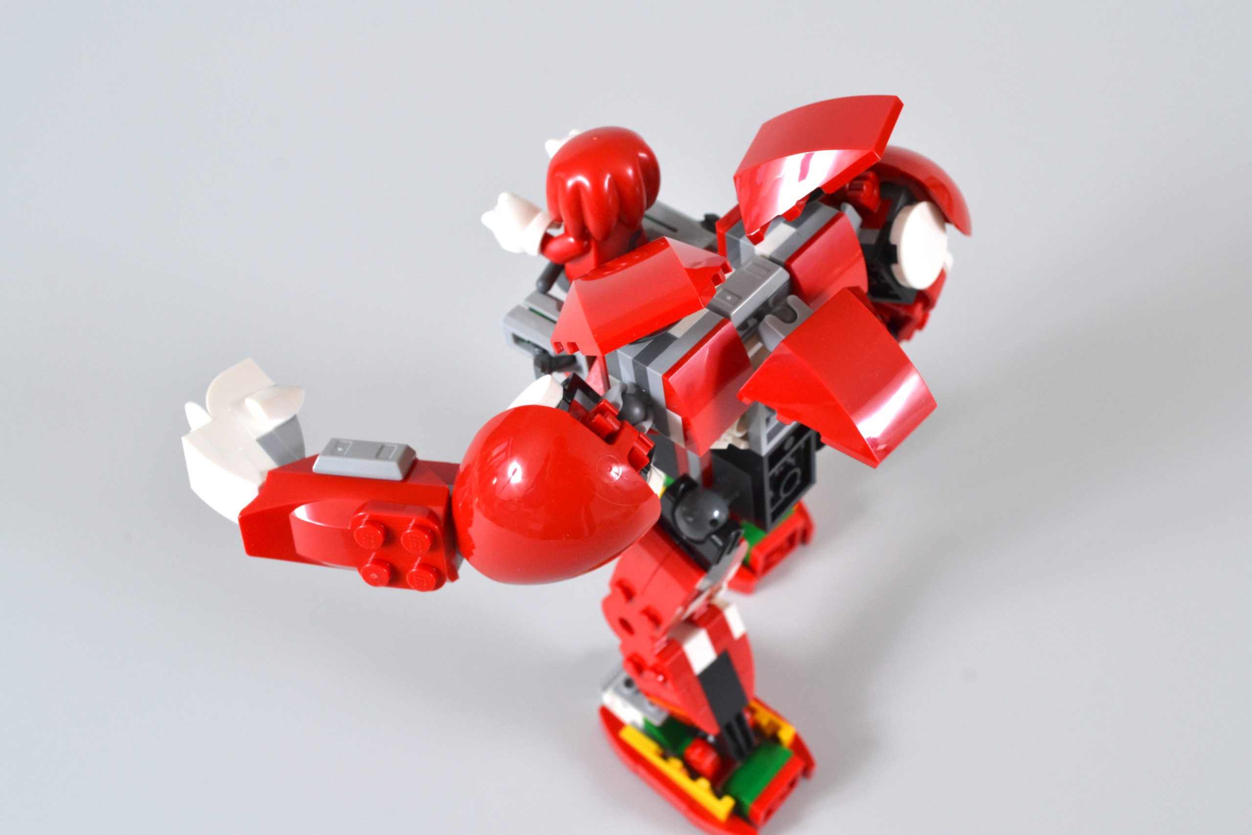 LEGO Sonic the Hedgehog 76996 Knuckles’ Guardian Mech review