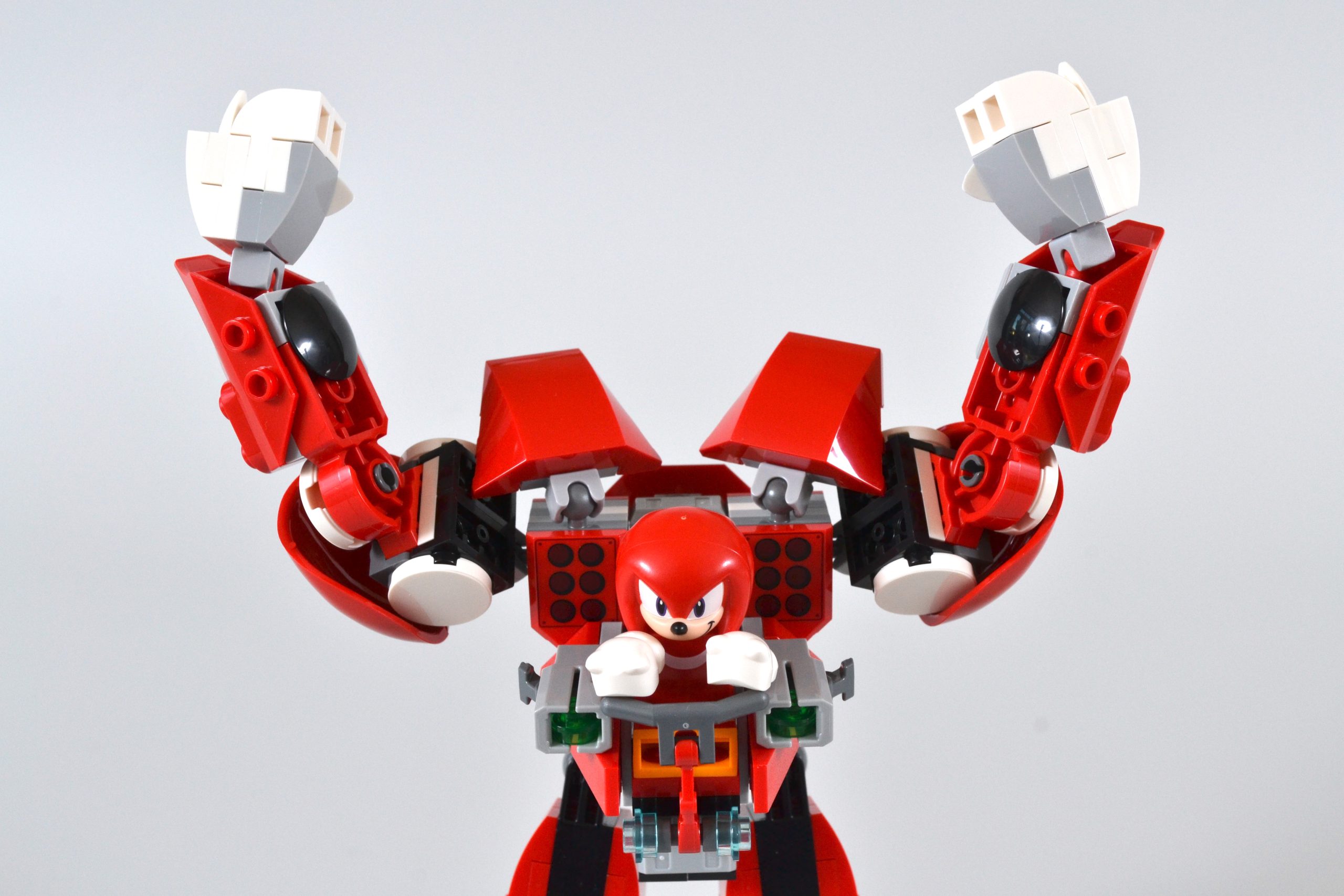 LEGO Sonic the Hedgehog 76996 Knuckles’ Guardian Mech review