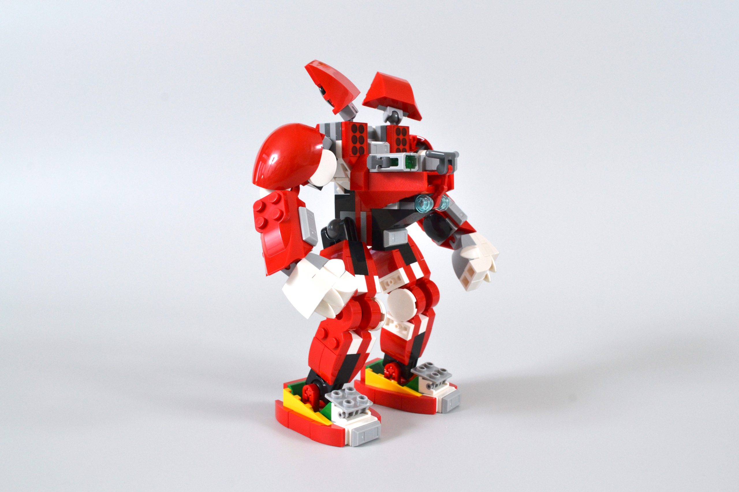 LEGO Sonic the Hedgehog 76996 Knuckles’ Guardian Mech review