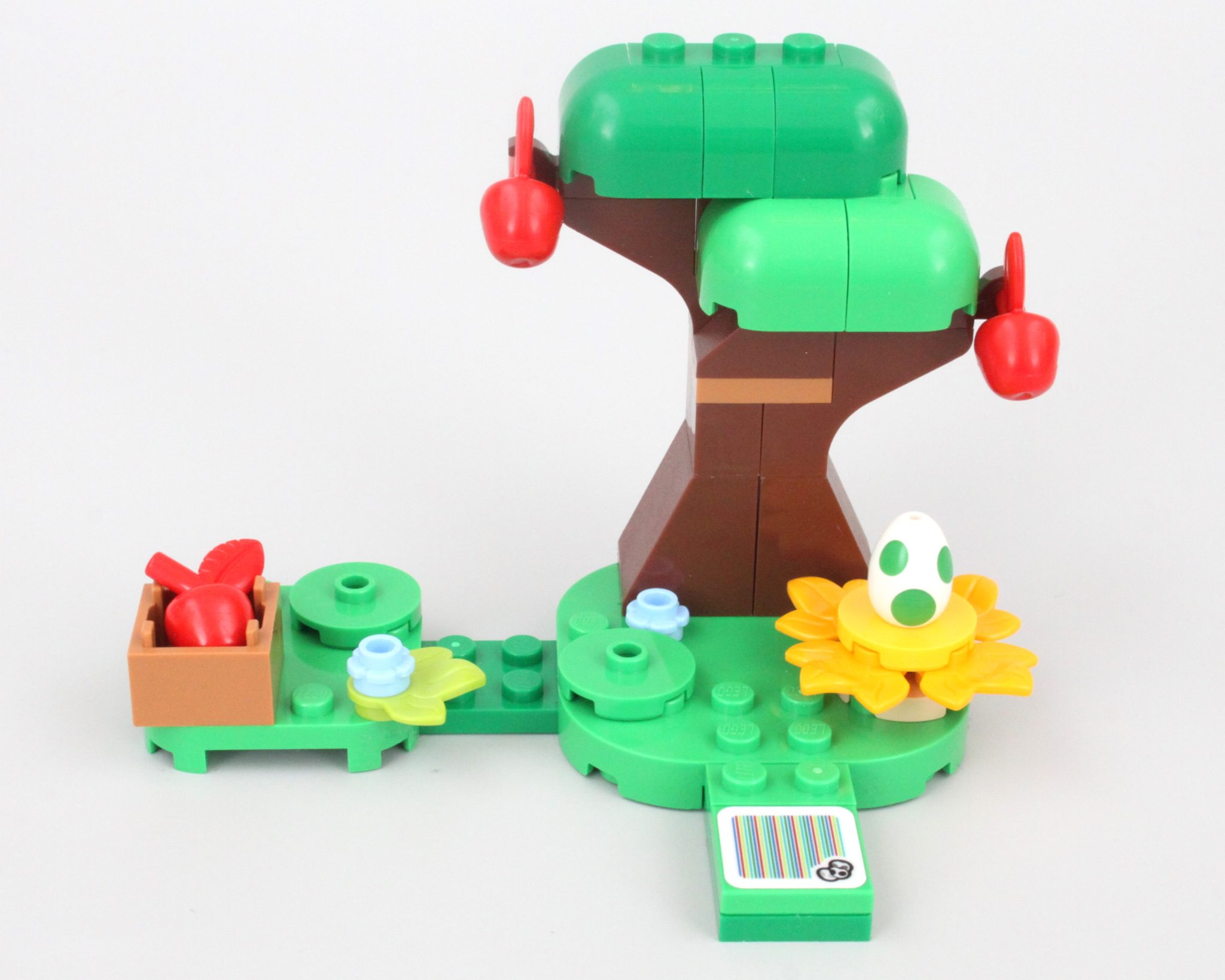 LEGO Super Mario 71428 Yoshis' Egg-cellent Forest review